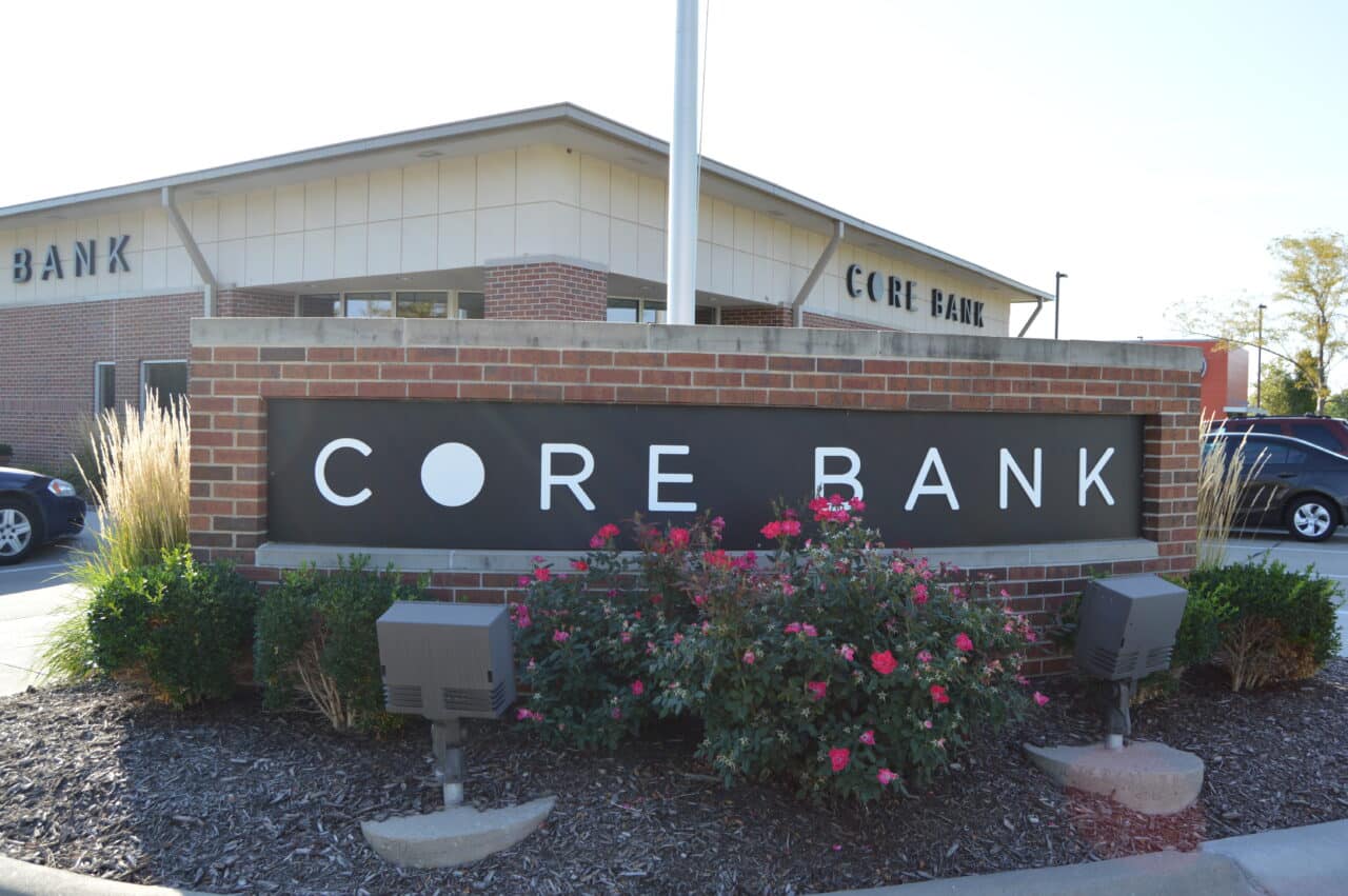 Five Reasons to Use Your Community Bank to Make Deposits - Core Bank